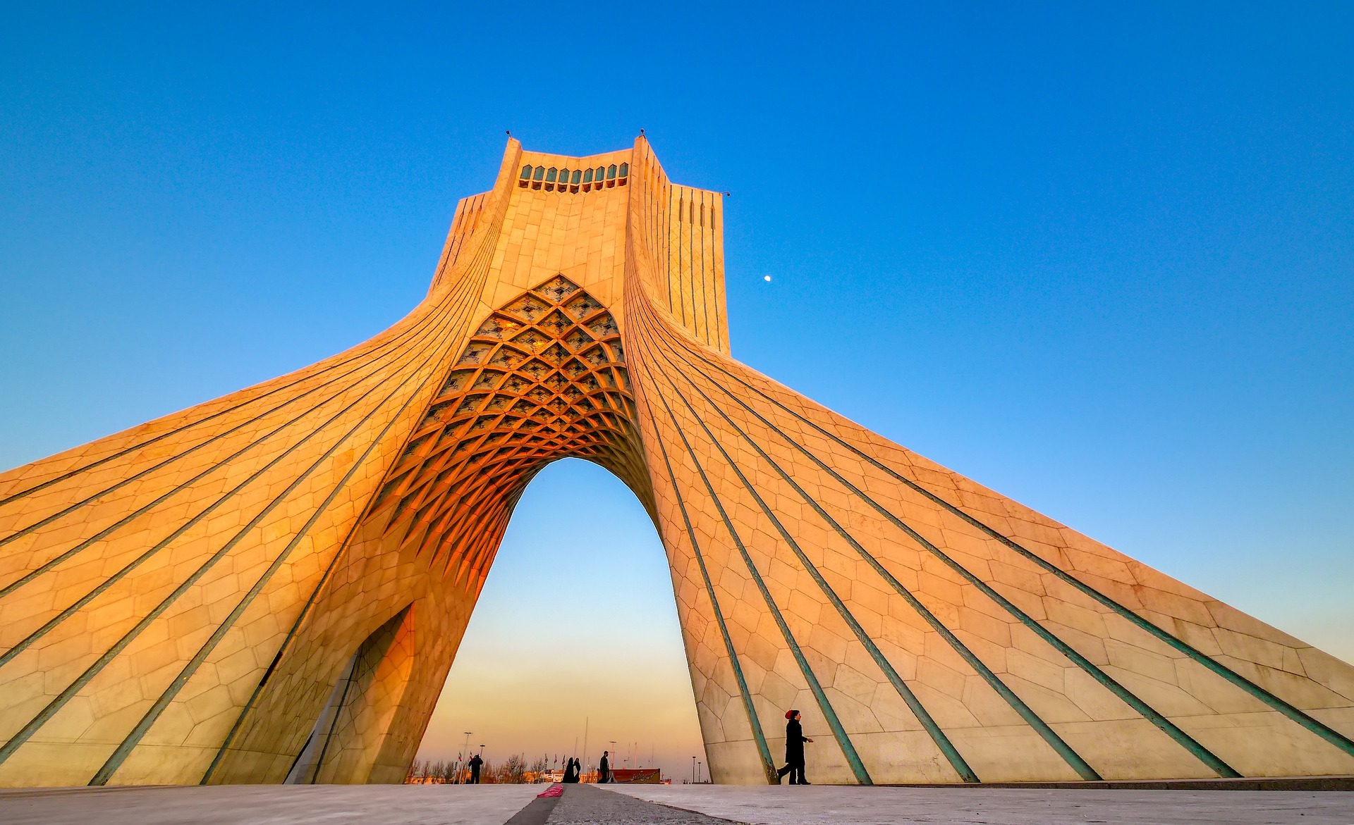 Iran Revolutionary Tour March 2024 Young Pioneer Tours