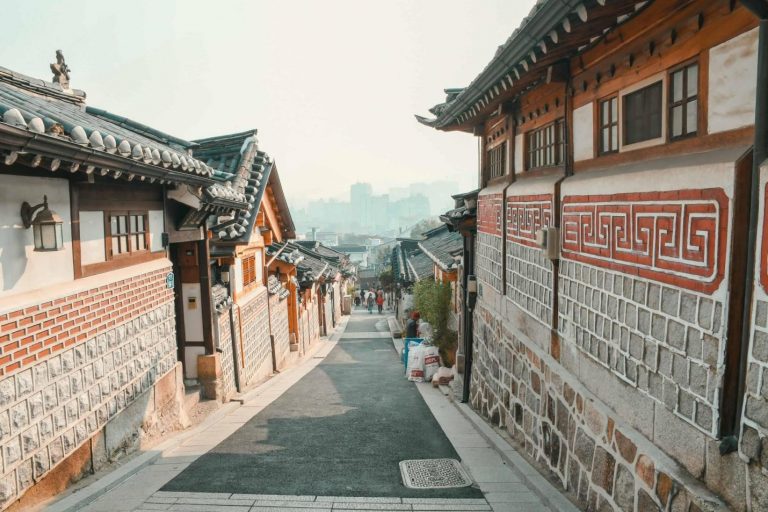 7 reasons you should visit Seoul﻿ — Young Pioneer Tours