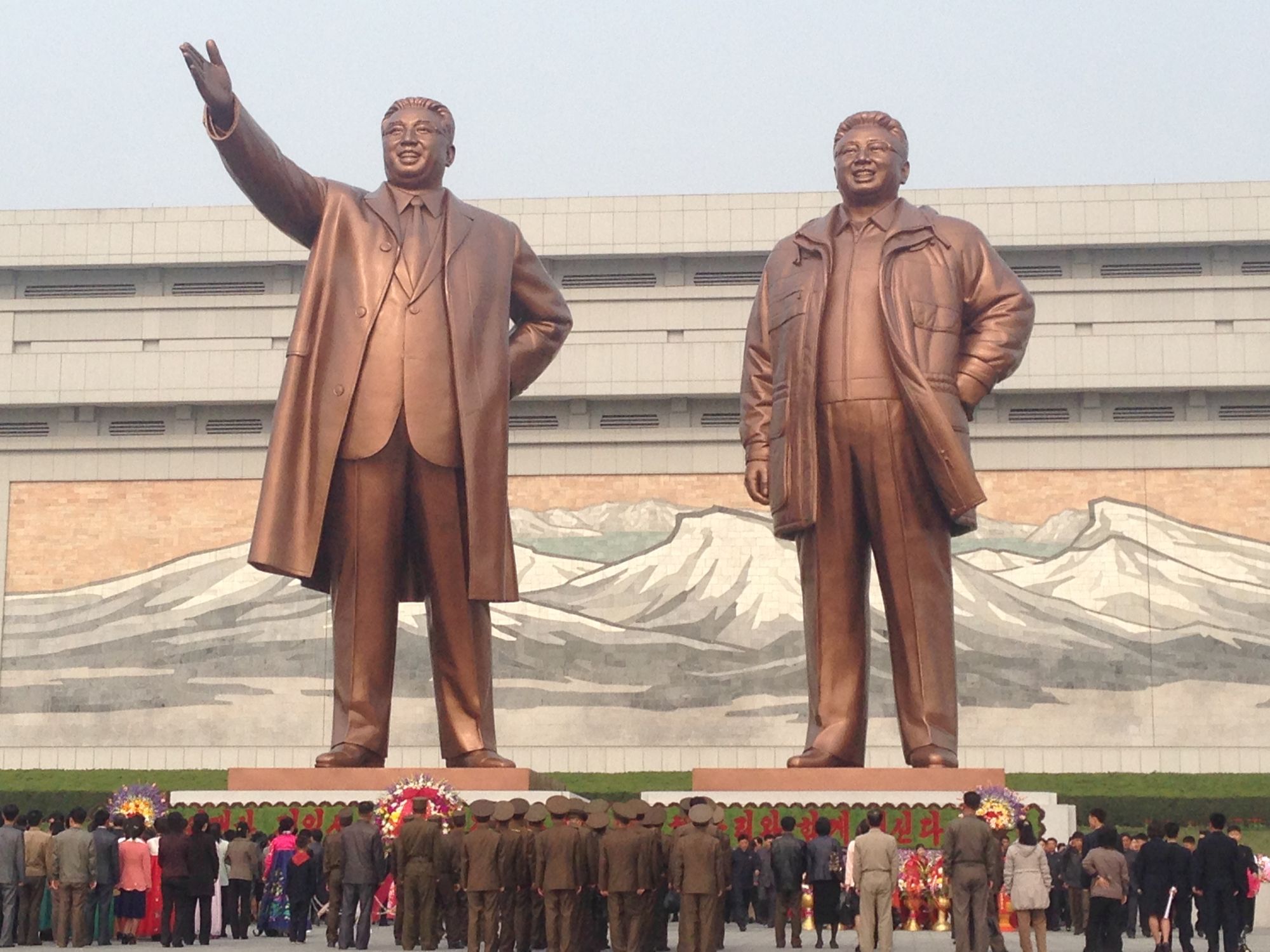Mansudae Grand Monument - DPRK Guide — Young Pioneer Tours