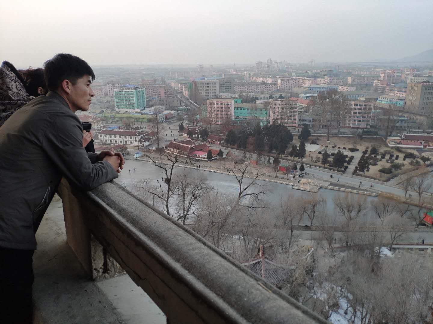 Sariwon Folklore Village - DPRK Guide — Young Pioneer Tours