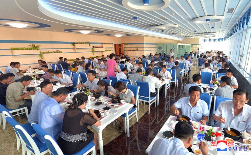 Pyongyang Taedonggang Seafood Restaurant - DPRK Guide — Young Pioneer Tours