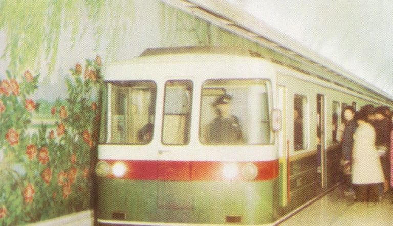 North Korean Cars -- made in the DPRK 2025 2023