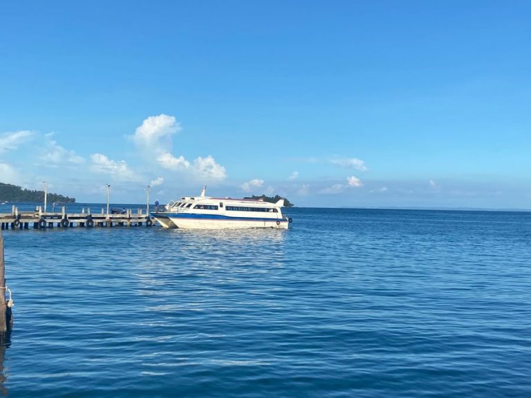 Traveling to Koh Rong — Young Pioneer Tours