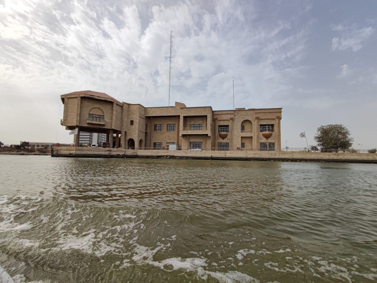 Casn you visit Saddam Husseins Palaces in 2023?