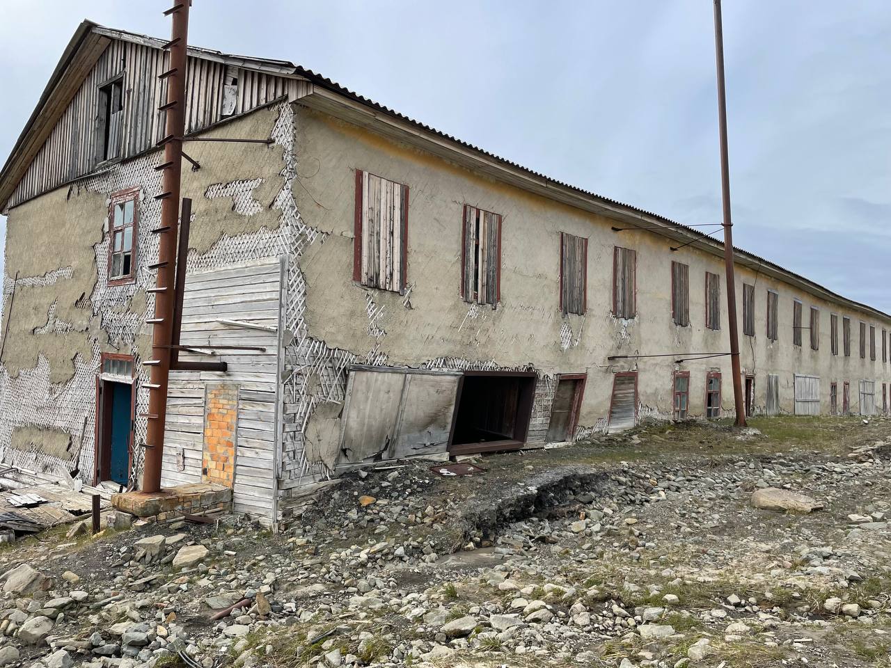 Grumant and Colesbukta the Soviet Ghost Towns — Young Pioneer Tours