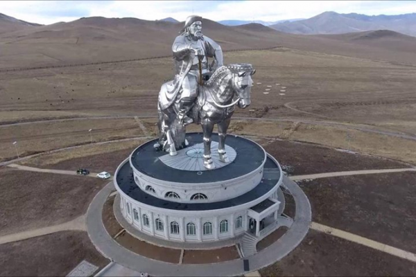 Chinggis Khan: Legendary Warrior King — Young Pioneer Tours