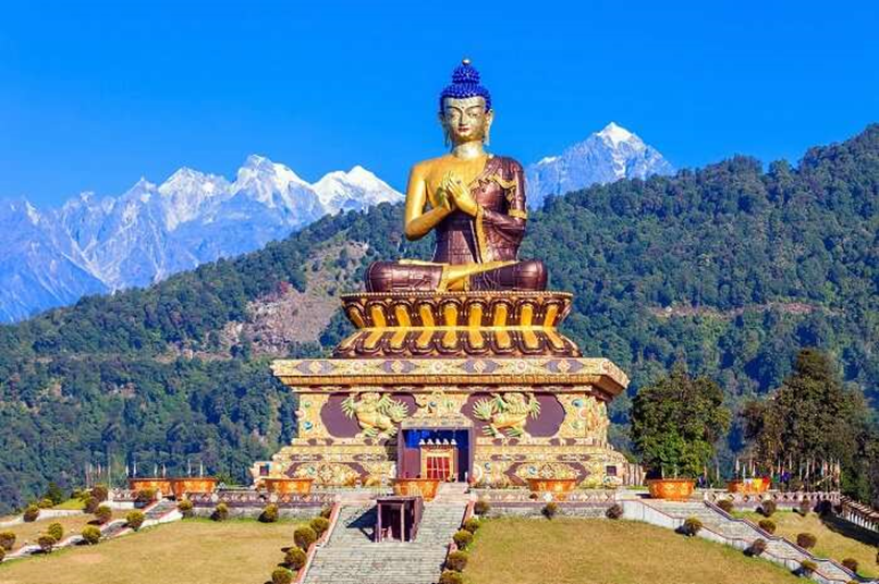 Sikkim: Where Himalayan Beauty Unfolds! — Young Pioneer Tours