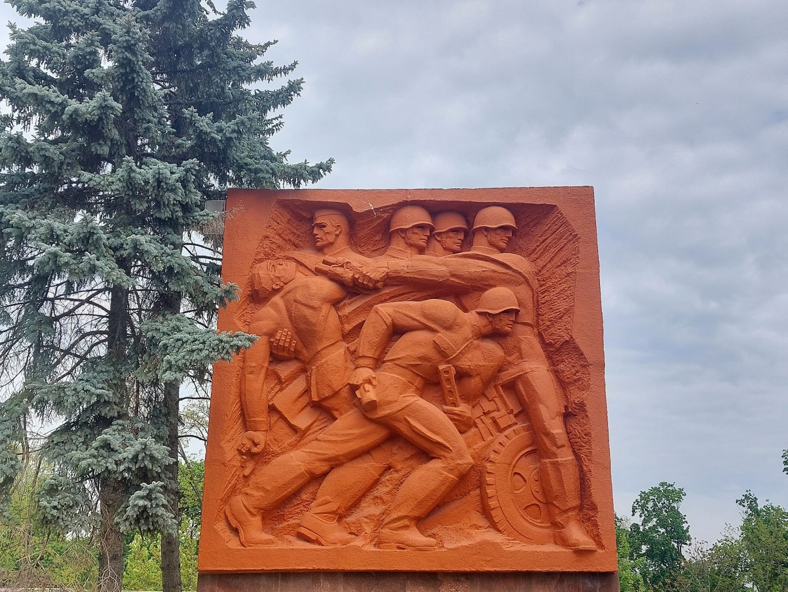 Chisinau Soviet Era Relics - Ultimate Guide 2026 — Young Pioneer Tours