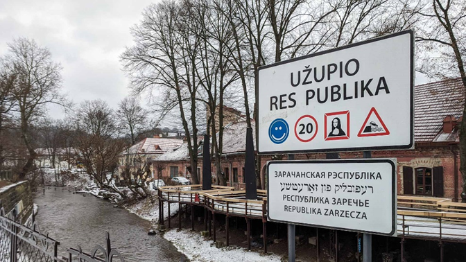 Republic of Užupis — Young Pioneer Tours