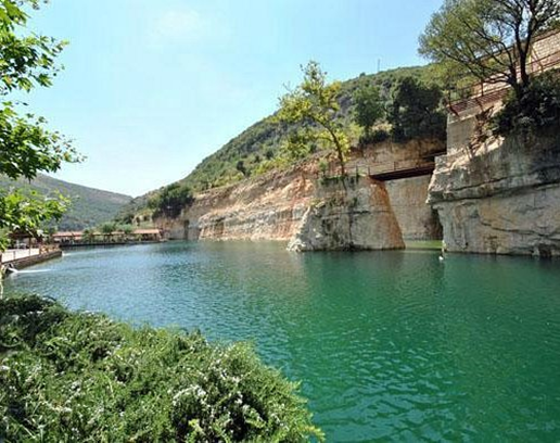 Syria: Explore the Echoes of Civilization — Young Pioneer Tours