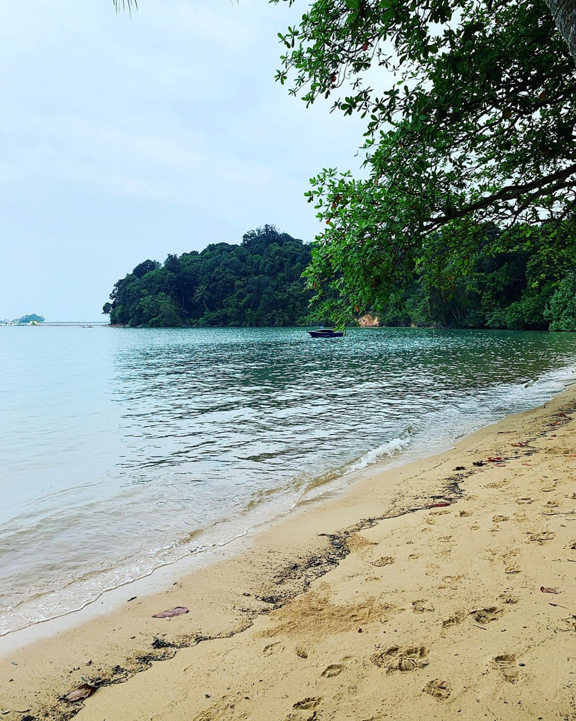 Batam Island: Indonesian Tropical Paradise near Singapore — Young ...