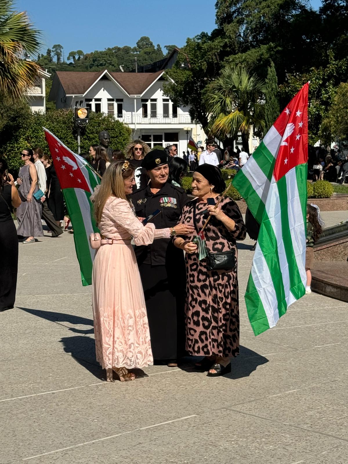 The Flag of Abkhazia - Best Abkhazia Flag Guide — Young Pioneer Tours