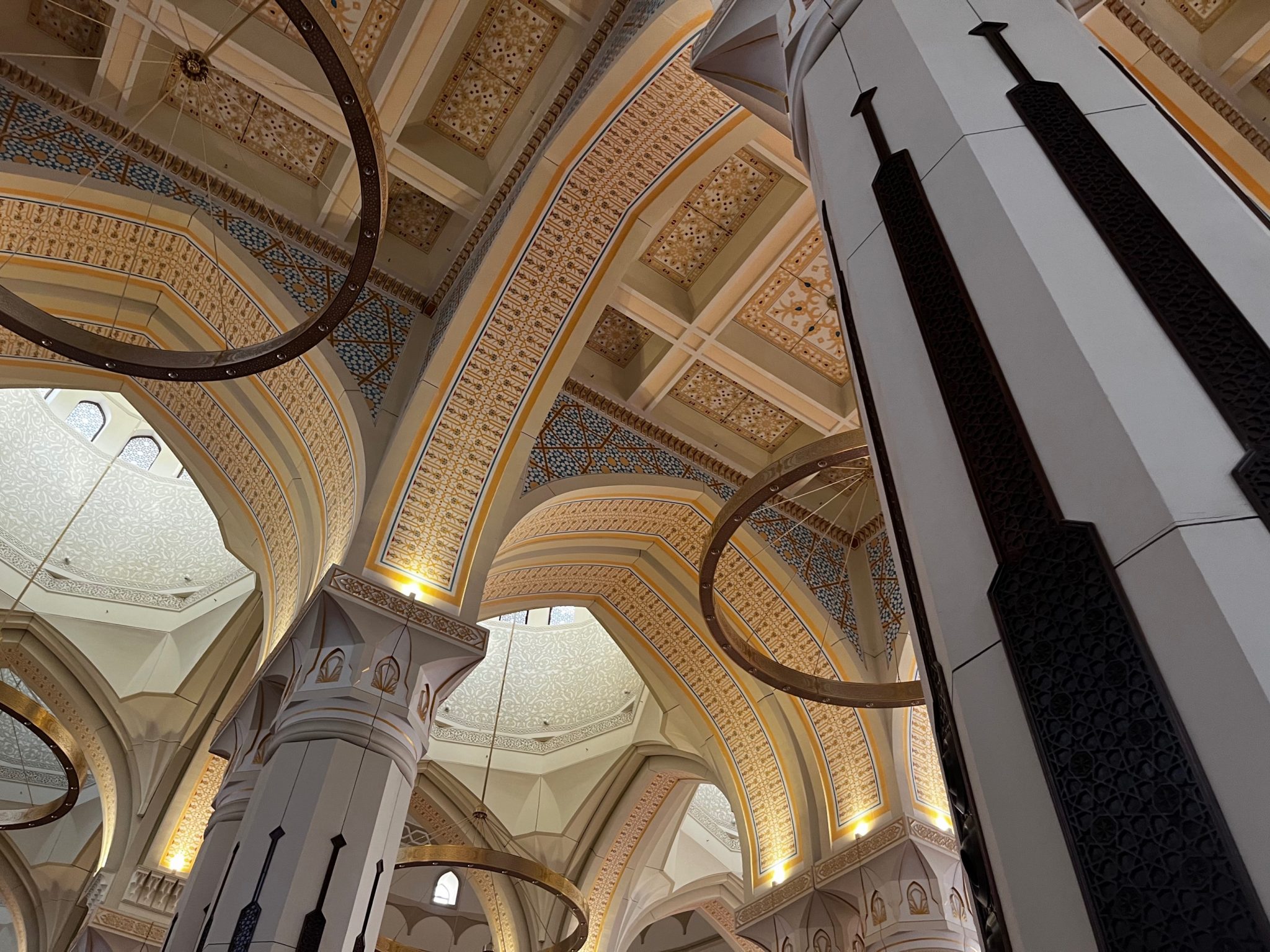 Visiting the Dushanbe Central Mosque — Young Pioneer Tours