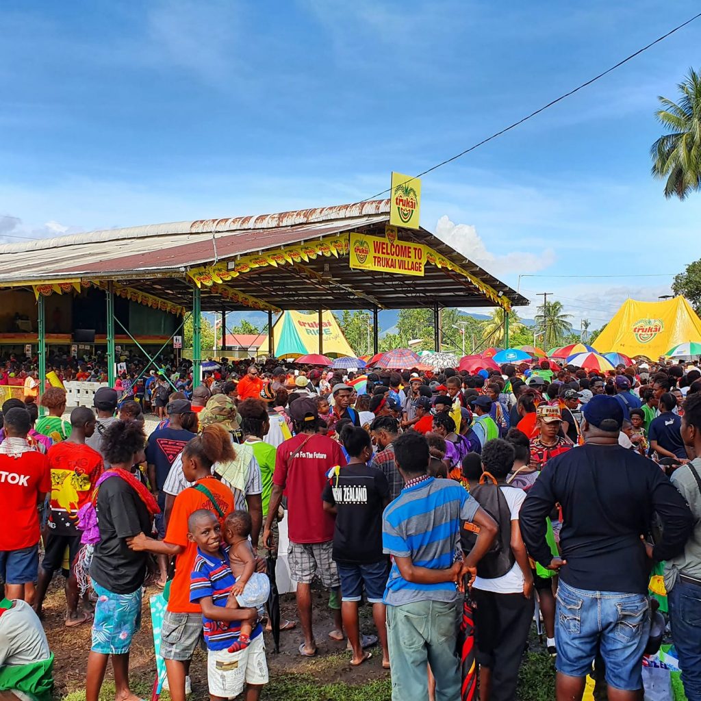 What is the Morobe Show? — Young Pioneer Tours