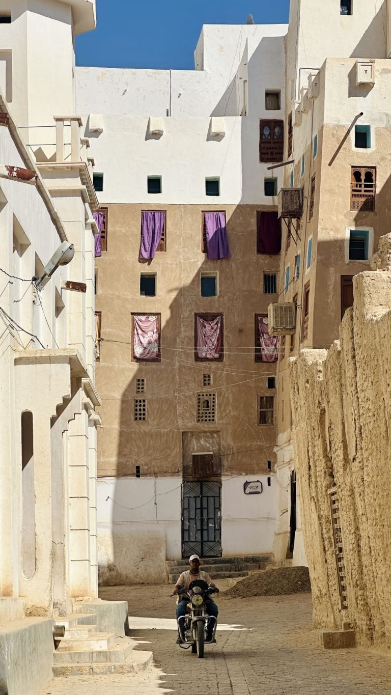 A complete guide to Shibam, the "Manhattan of the Desert" — Young ...