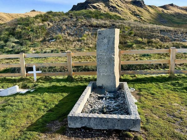 A guide to visiting the grave of Shackleton in Grytviken, South Georgia
