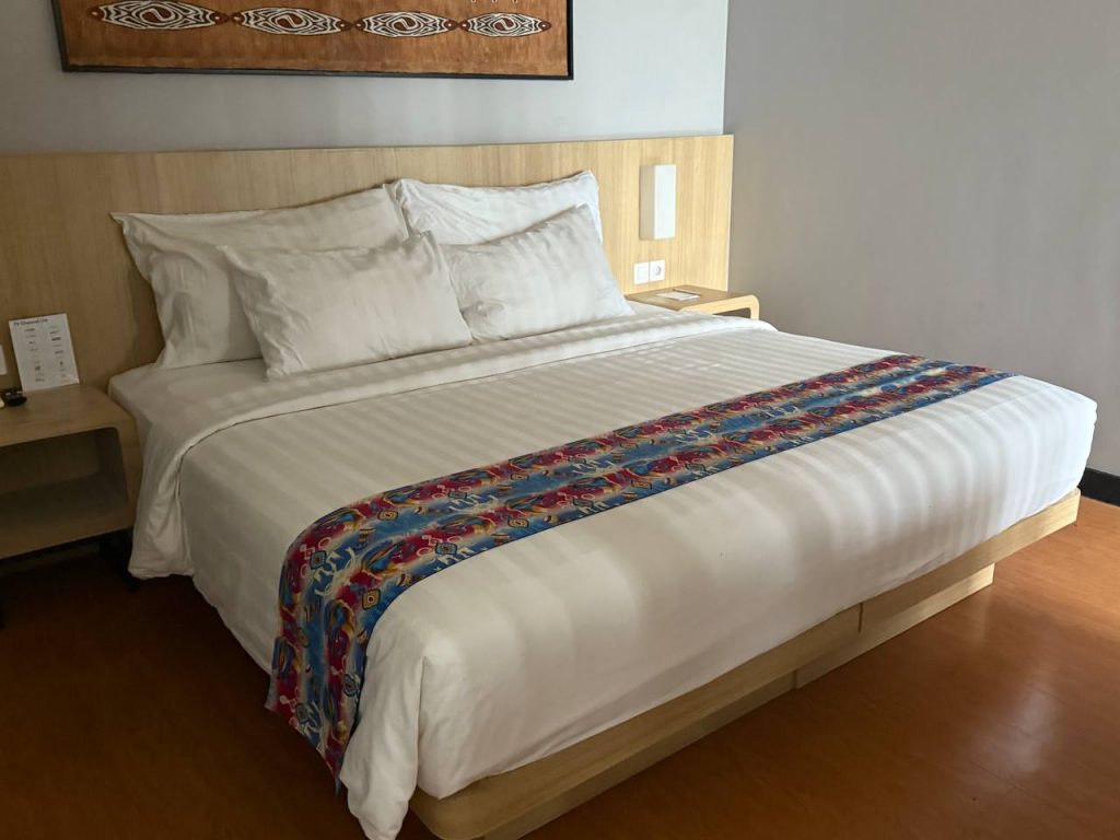 The Ambon Guide — Young Pioneer Tours